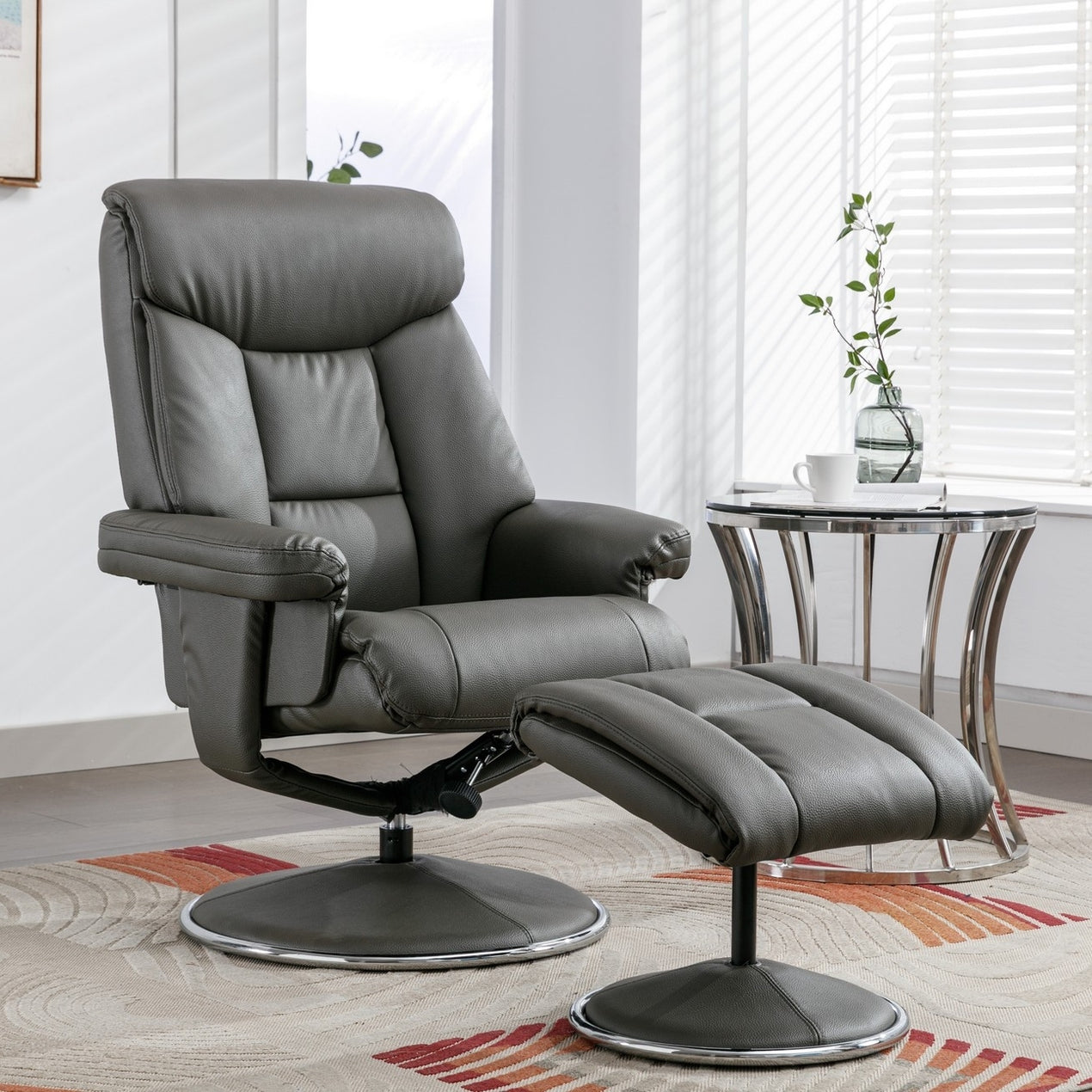 Leather Recliner Chairs from Just Recliners